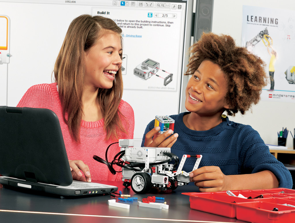 Age 9+ | My World of Robotics - Technic Education